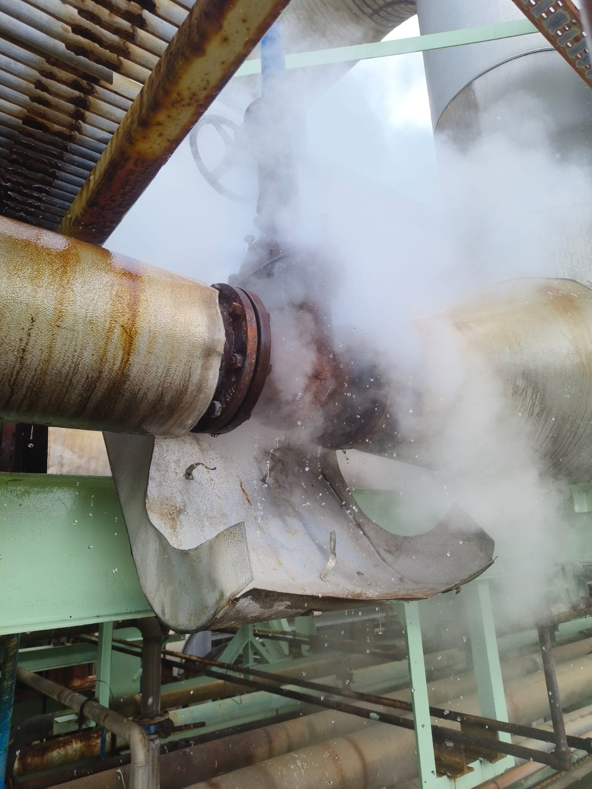 PT Hengki Citra Tehnik Sukses Laksanakan Proyek Online Leak Sealing ...